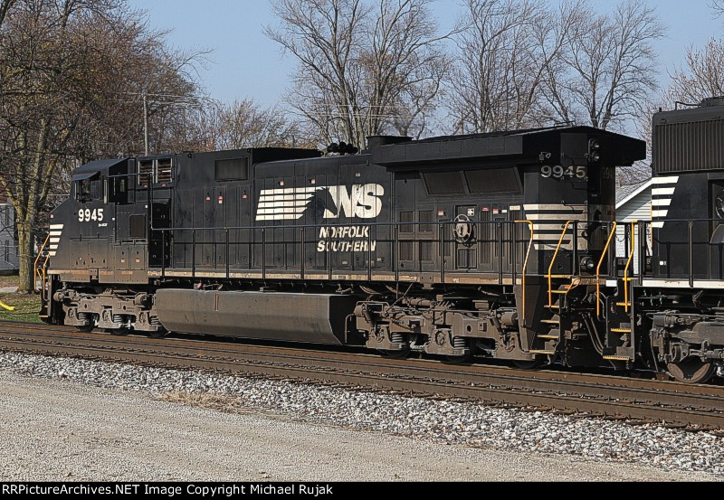 NS 9945